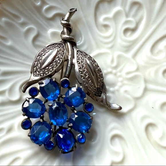 Vintage | Jewelry | Vintage Blue Flower Brooch | Poshmark